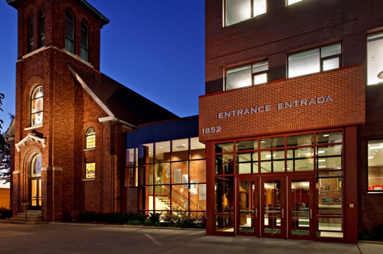 Christ_Rey_Chapel_06 - Newman Architecture